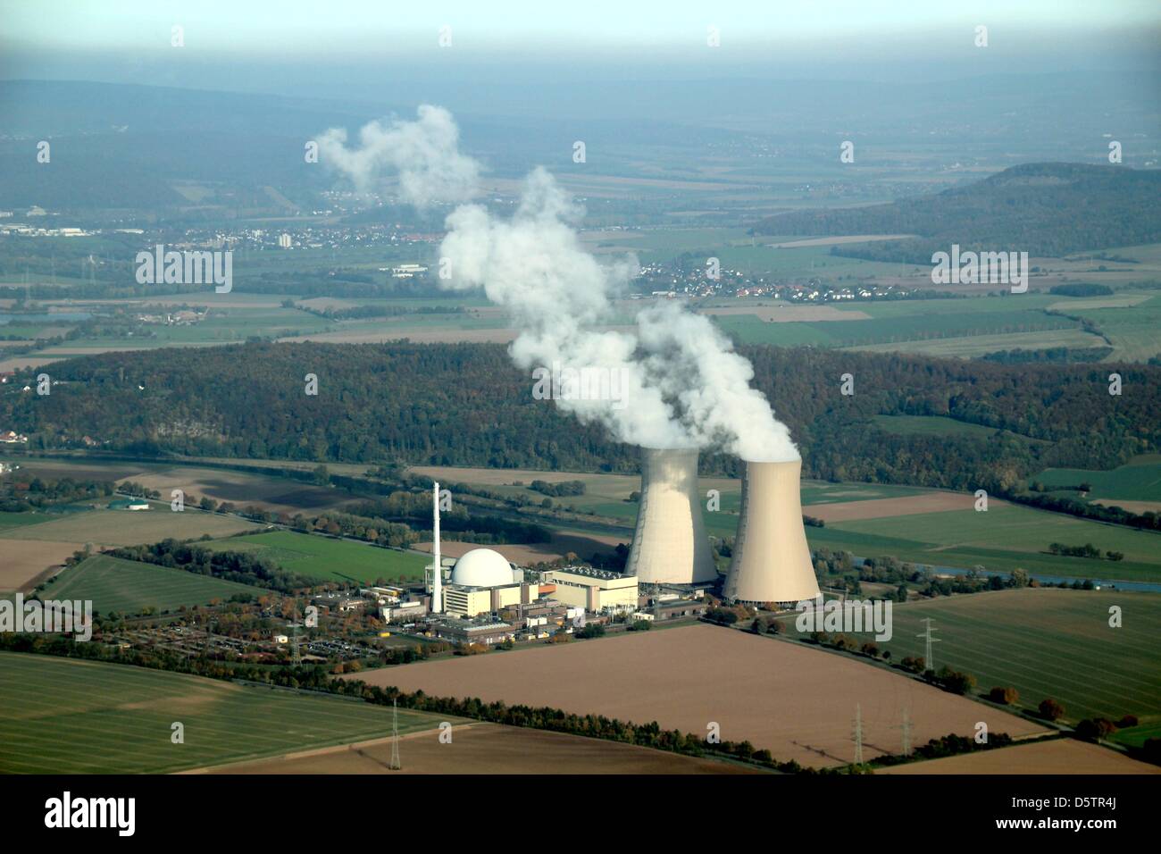 Aerial view of the nuclear power plant Grohnde in Emmerthal, Germany ...