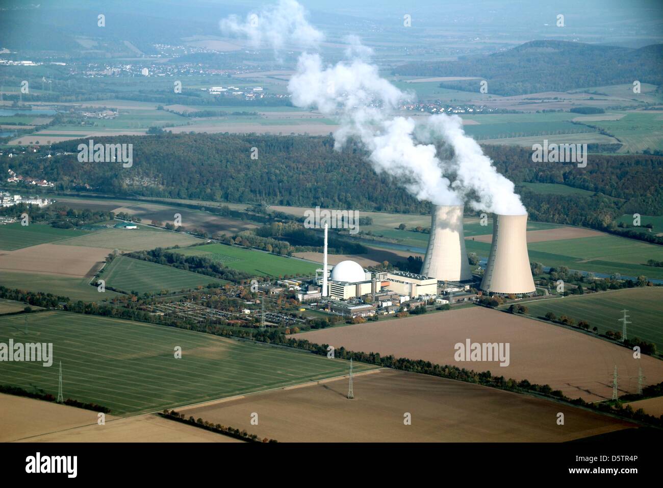 Aerial view of the nuclear power plant Grohnde in Emmerthal, Germany ...