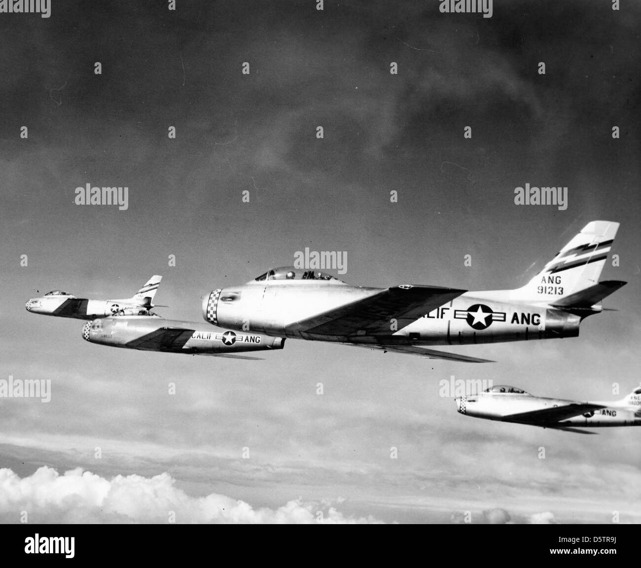 1950s american jet fighter plane hi-res stock photography and images ...