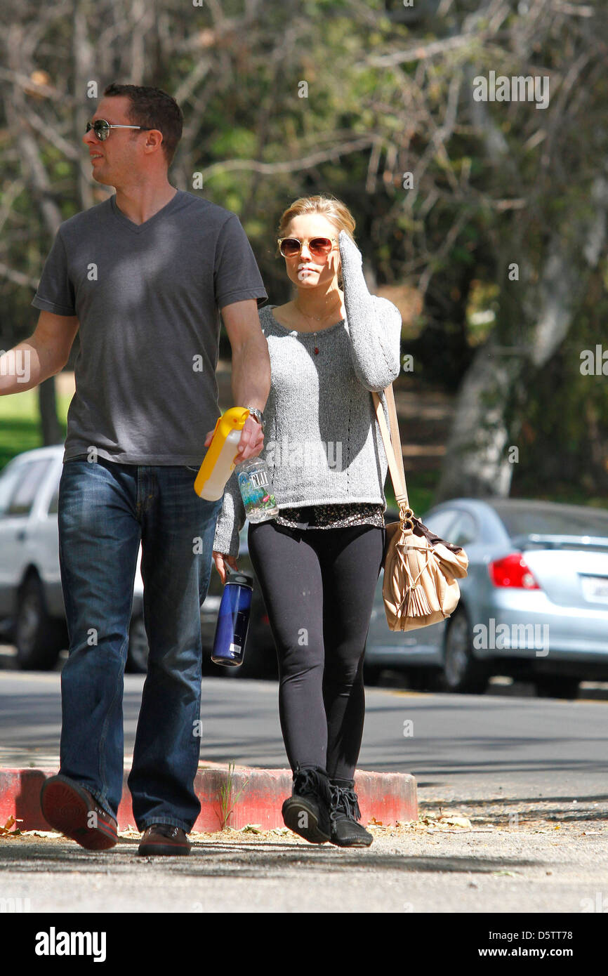 Kristen Bell enjoys a day the at the park with friends Los Angeles ...