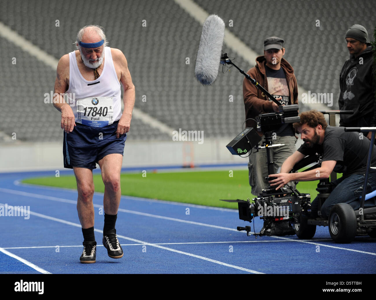 Actor Dieter Hallervorden (as Paul Averhoff) runs during the filming of ...