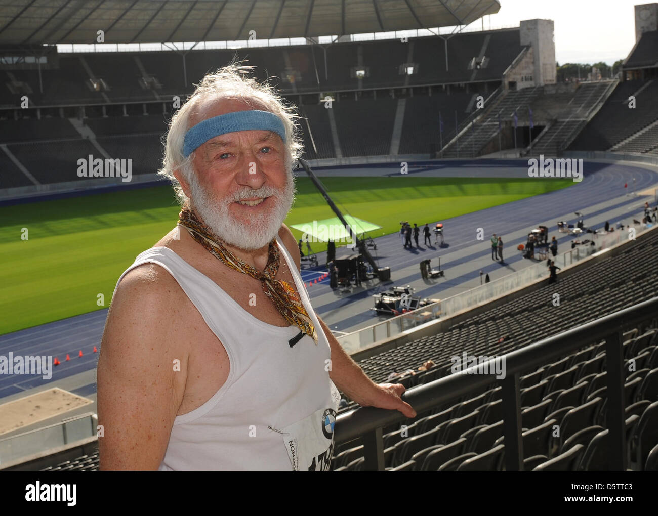 Actor Dieter Hallervorden (as Paul Averhoff) poses during the filming ...