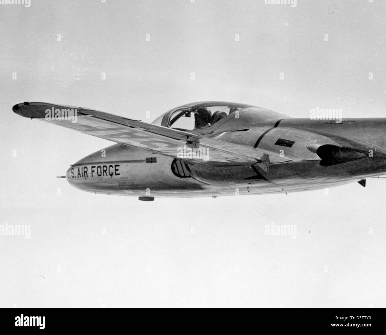 The Cessna T-37A-CE 'Tweet' is a twin-engine, two-seat jet trainer used ...