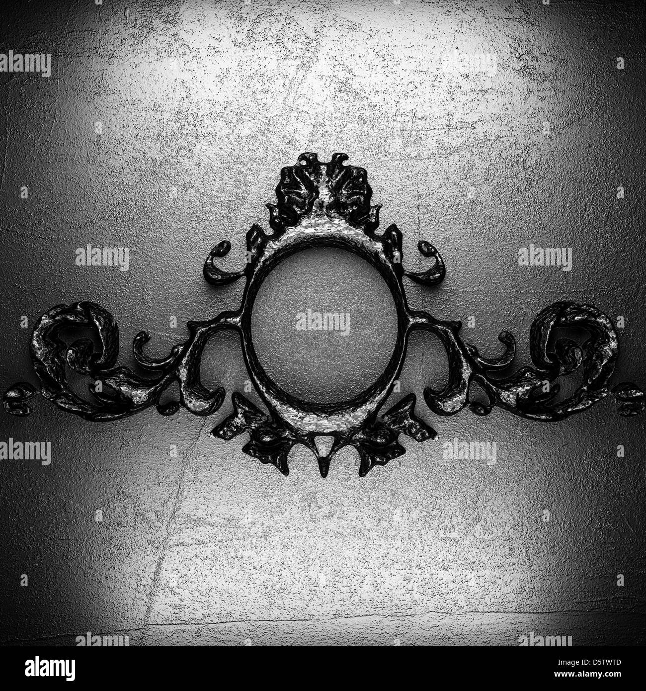 Iron frame hi-res stock photography and images - Alamy