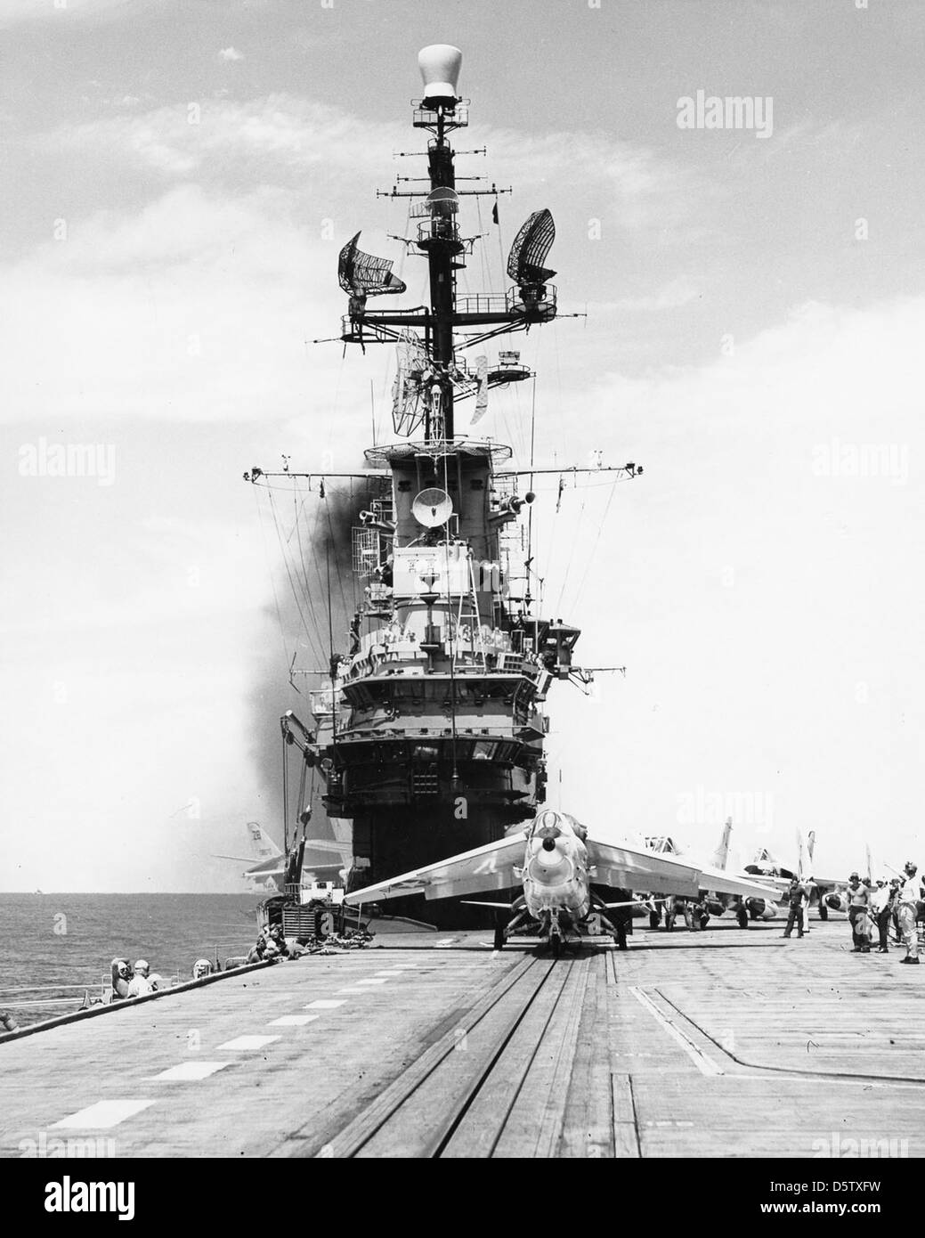 Uss hancock hi-res stock photography and images - Alamy