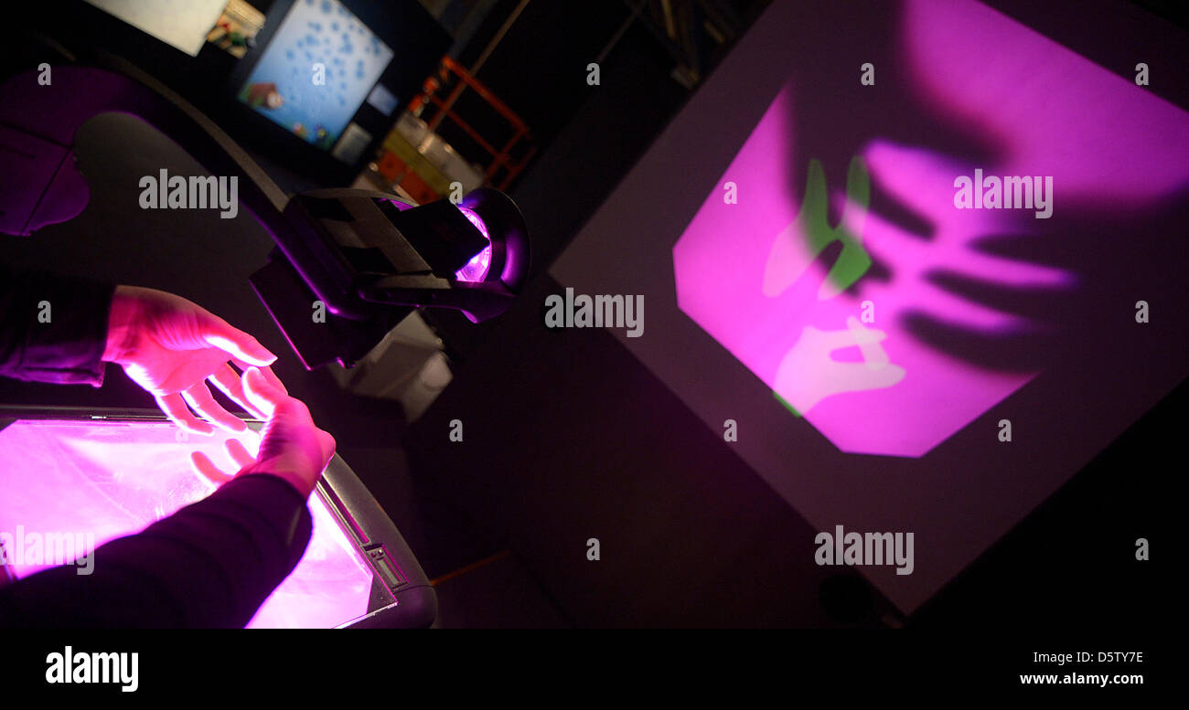 A light installation with moving shapes is part of the exhibition Light ...