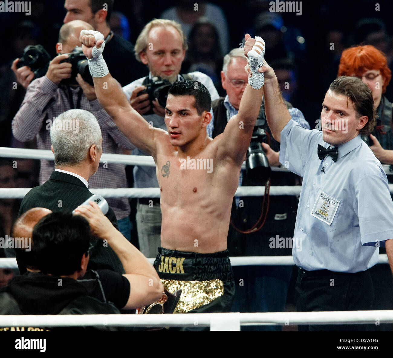 Wba title bout hi-res stock photography and images - Alamy