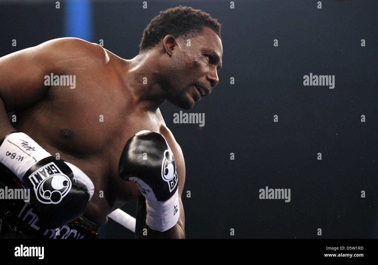Russian heavy-weight boxer Alexander Powetkin (not pictured) fights US ...
