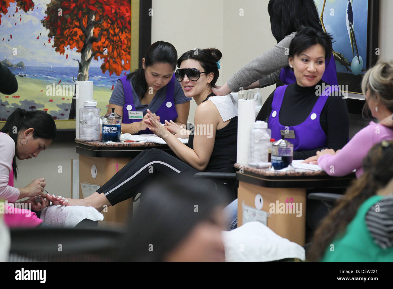 Kim Kardashian getting a manicure and pedicure at Beverly Hills Nail ...
