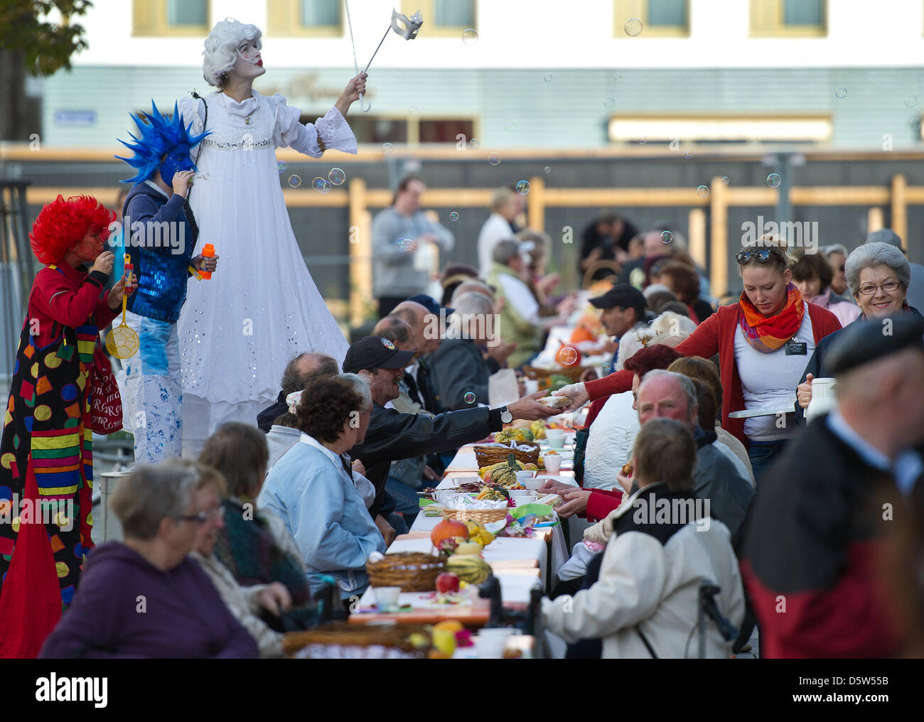 Charity table at fair hi-res stock photography and images - Alamy