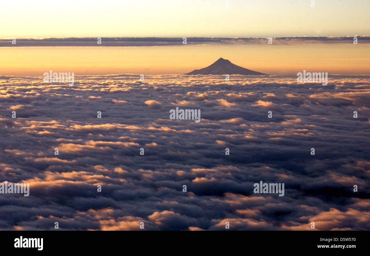 Mount Hood Northern Oregon, Pacific Northwest, stratovolcano,Cascade ...