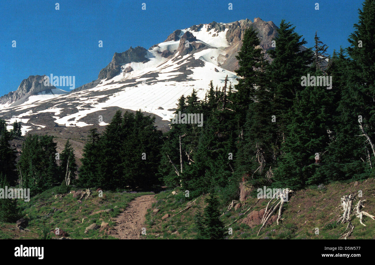 Mount Hood Wy'east stratovolcano in Cascade Volcanic Arc of northern ...