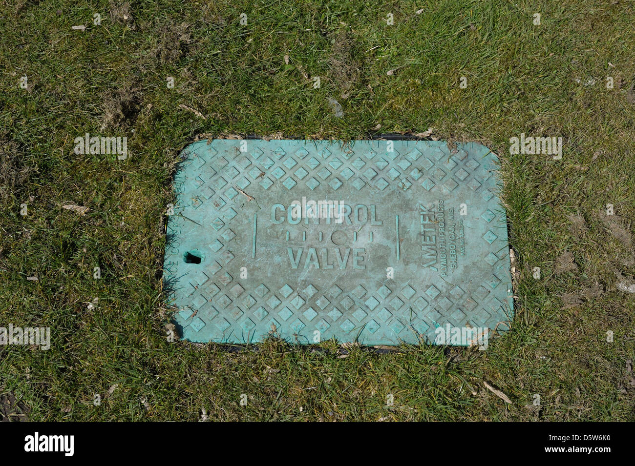 Valve manhole hi-res stock photography and images - Alamy