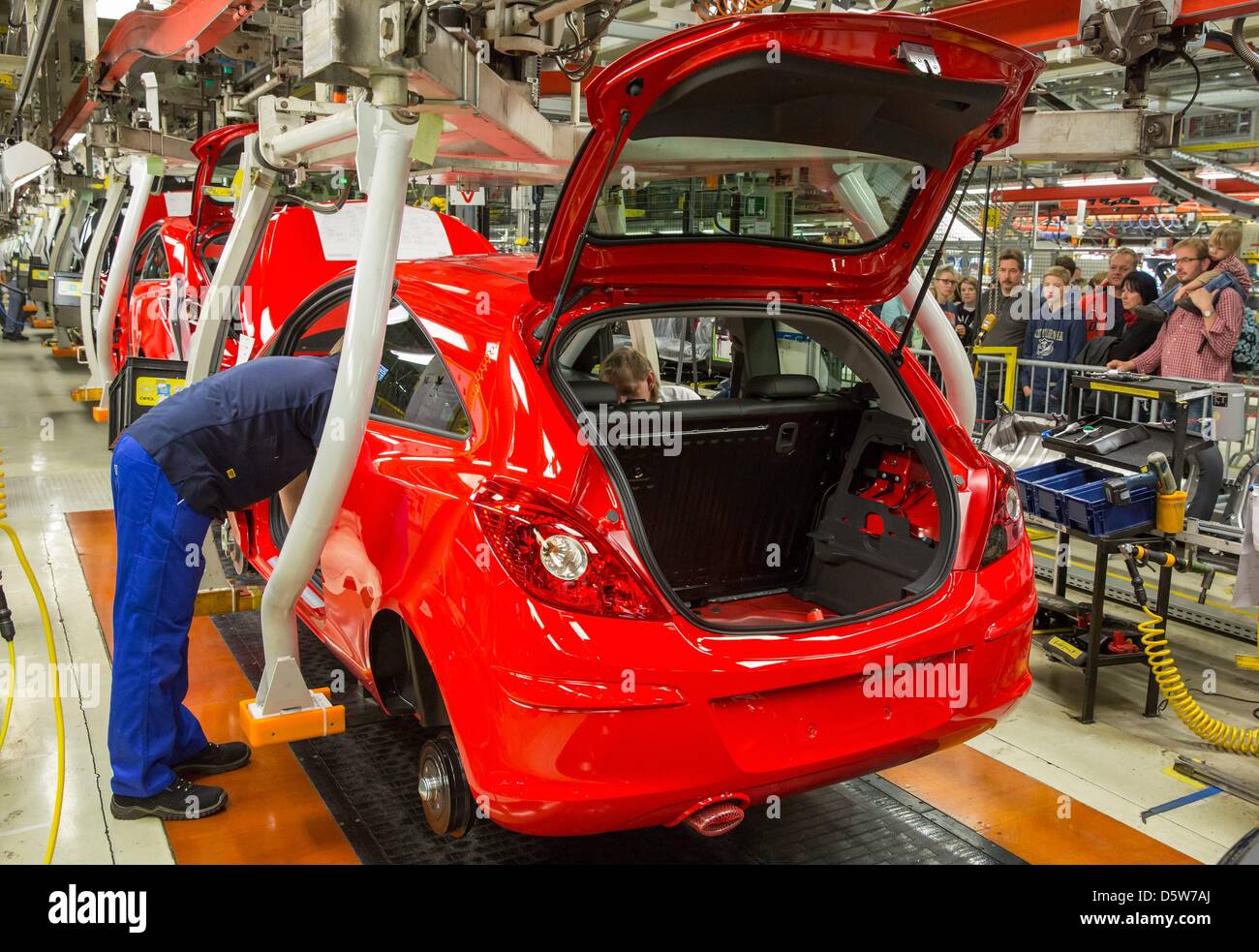 Opel corsa factory hi-res stock photography and images - Alamy