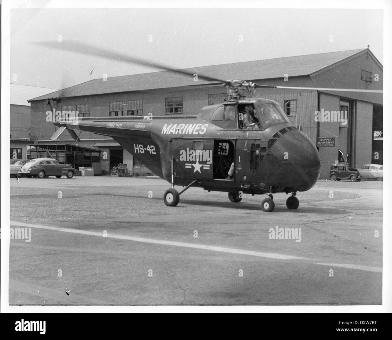 Sikorsky HRS-3 "Chickasaw" of Marine Helicopter Transport Squadron One ...