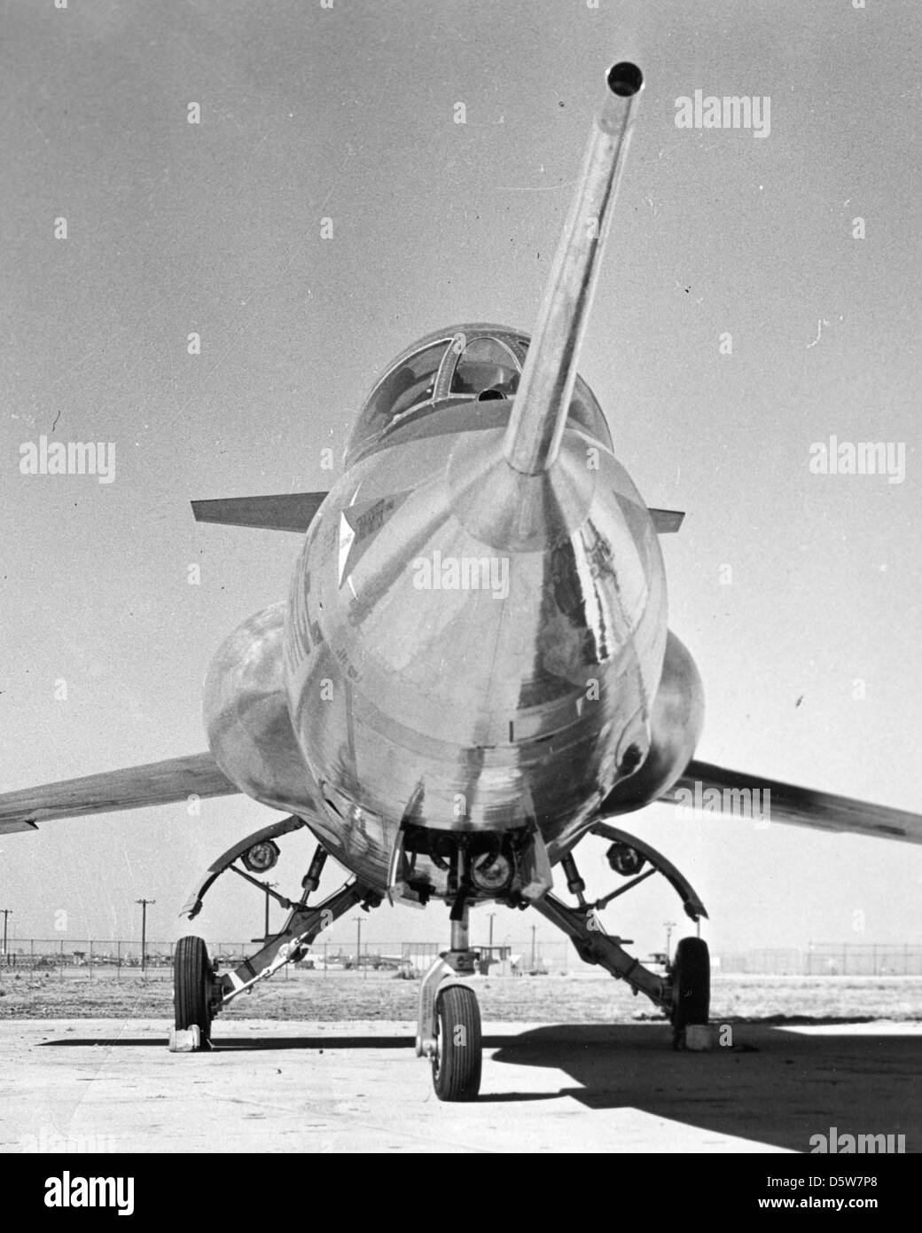 The Lockheed XF-104-LO Starfighter was an experimental supersonic ...