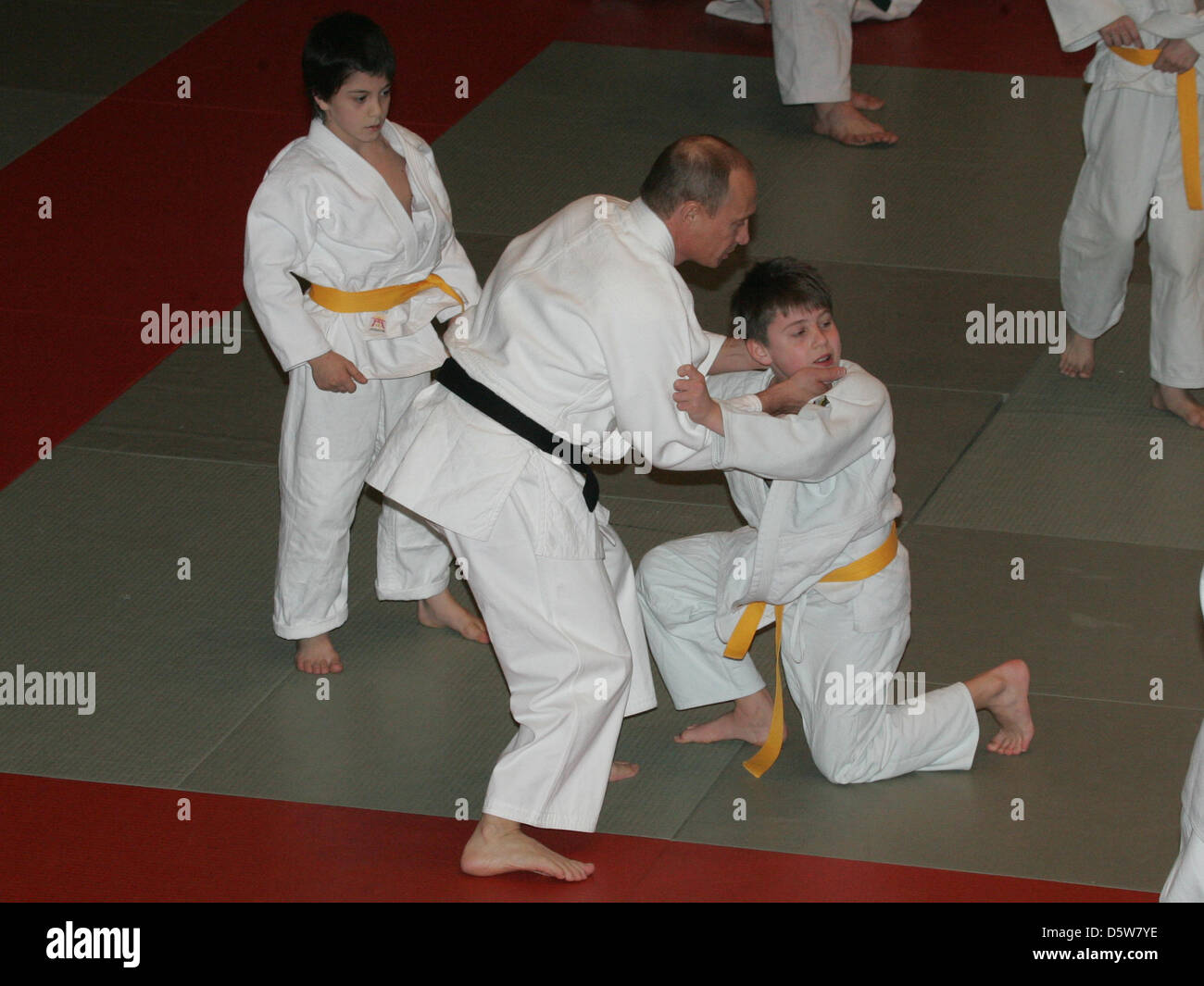 Vladimir putin judo hi-res stock photography and images - Alamy