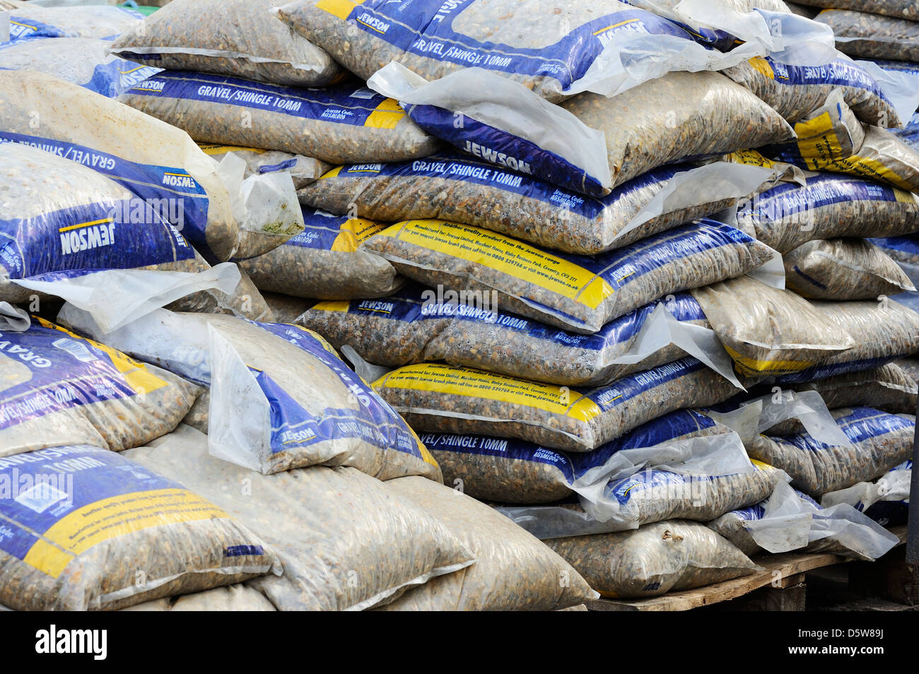 Bagged aggregate hi-res stock photography and images - Alamy