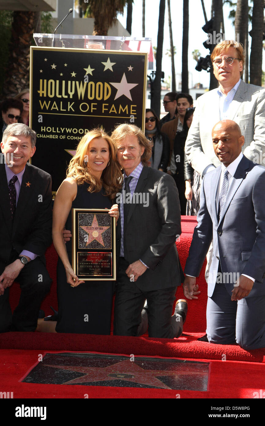 Leron Gruber Felictiy Huffman And William H. Macy Aaron Sorkin Felicity ...