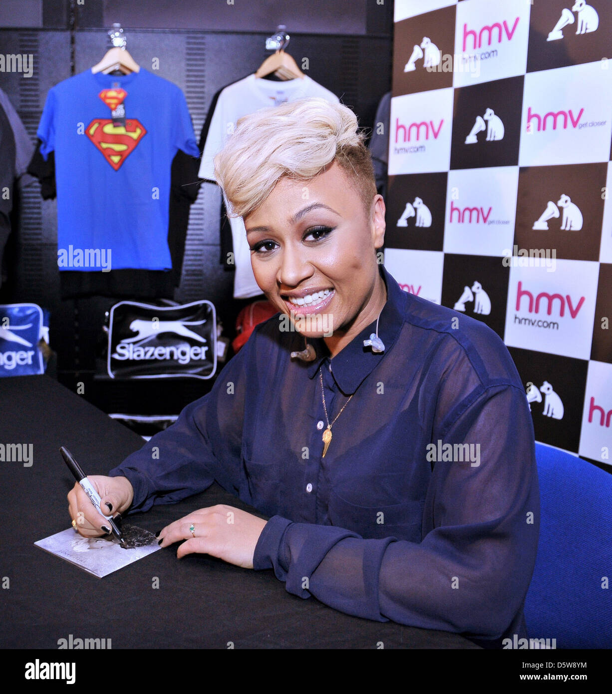 Emeli Sande signs copies of her album and performs at HMV Glasgow ...