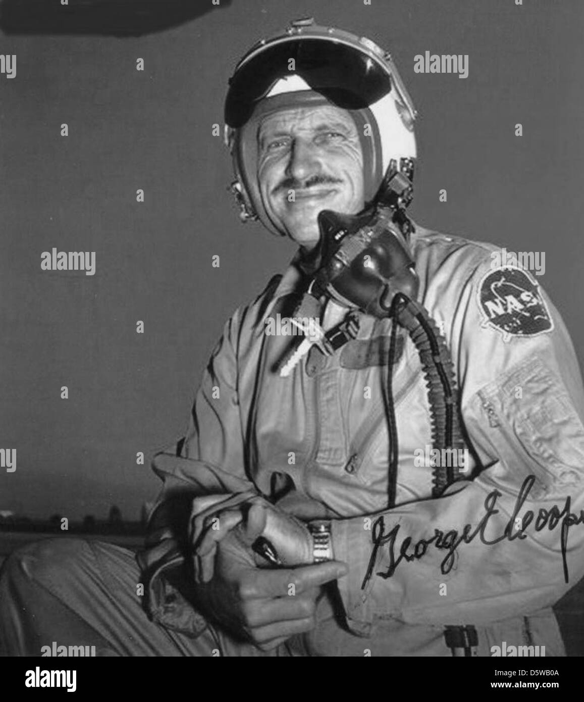Test pilot george cooper hi-res stock photography and images - Alamy