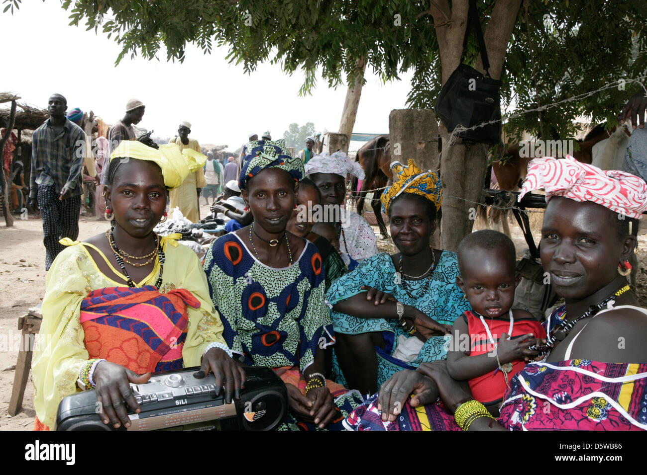 Gambia village hi-res stock photography and images - Alamy