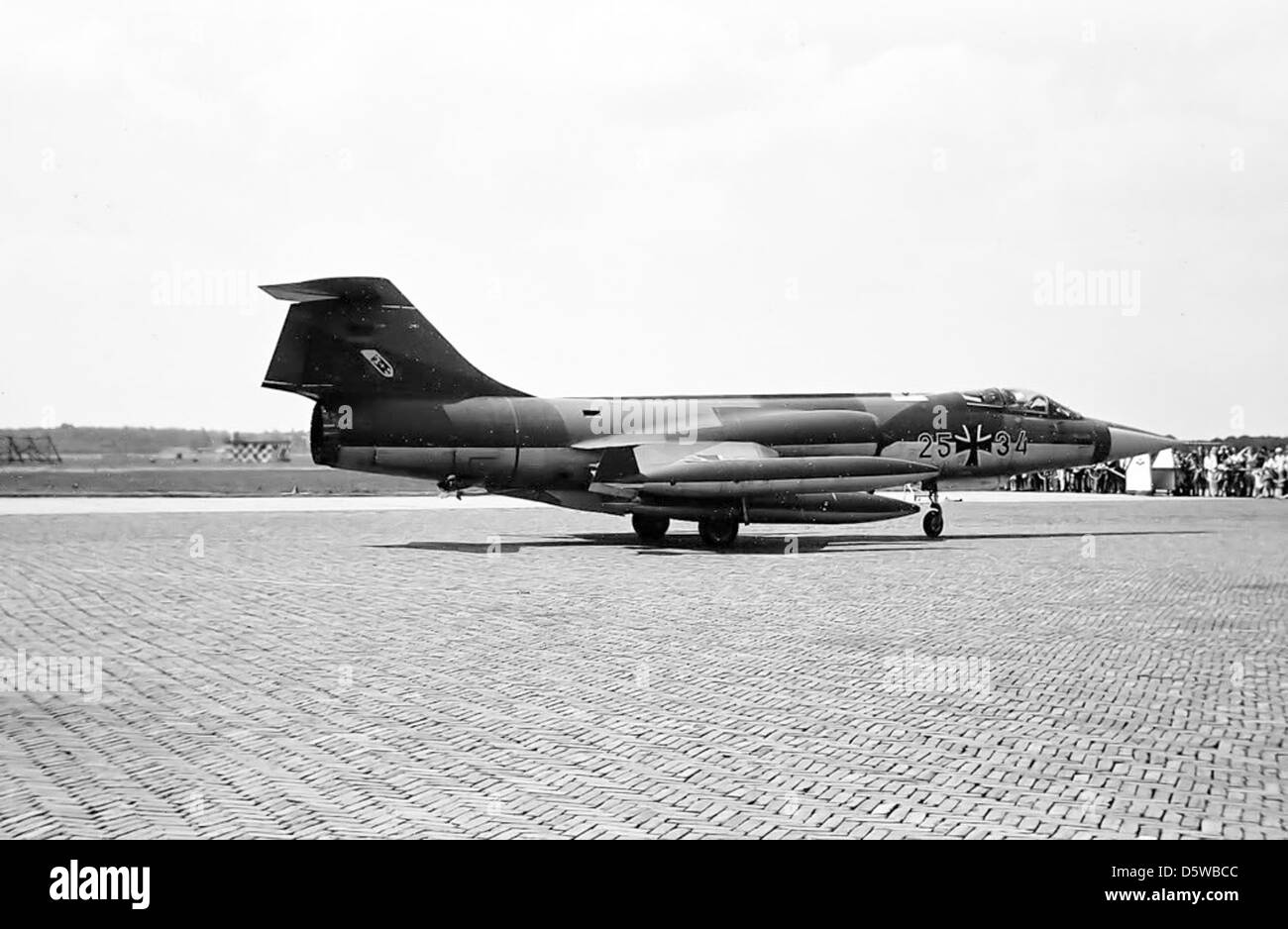 High performance missions Black and White Stock Photos & Images - Alamy