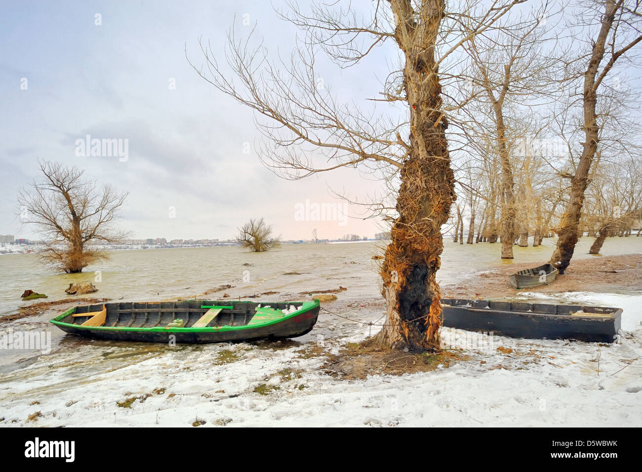 Moon river boat hi-res stock photography and images - Alamy