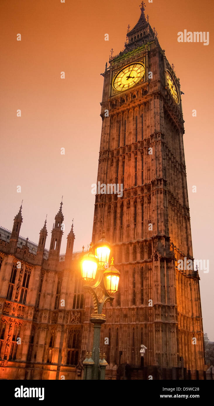Big Ben in golden light at dusk Stock Photo - Alamy