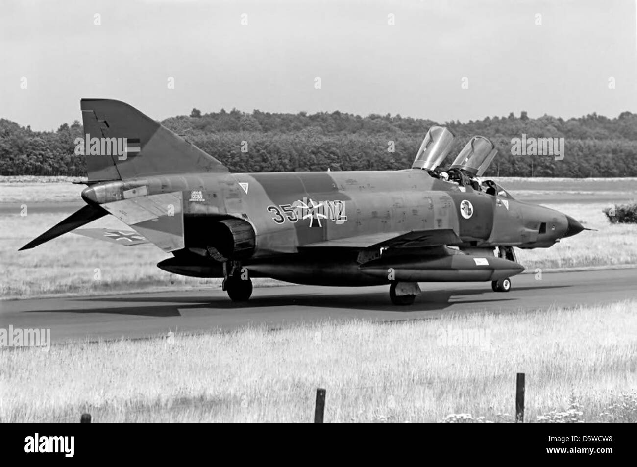Phantom ii luftwaffe hi-res stock photography and images - Alamy