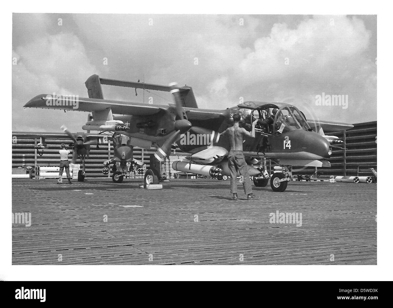 Air close up north Black and White Stock Photos & Images - Alamy