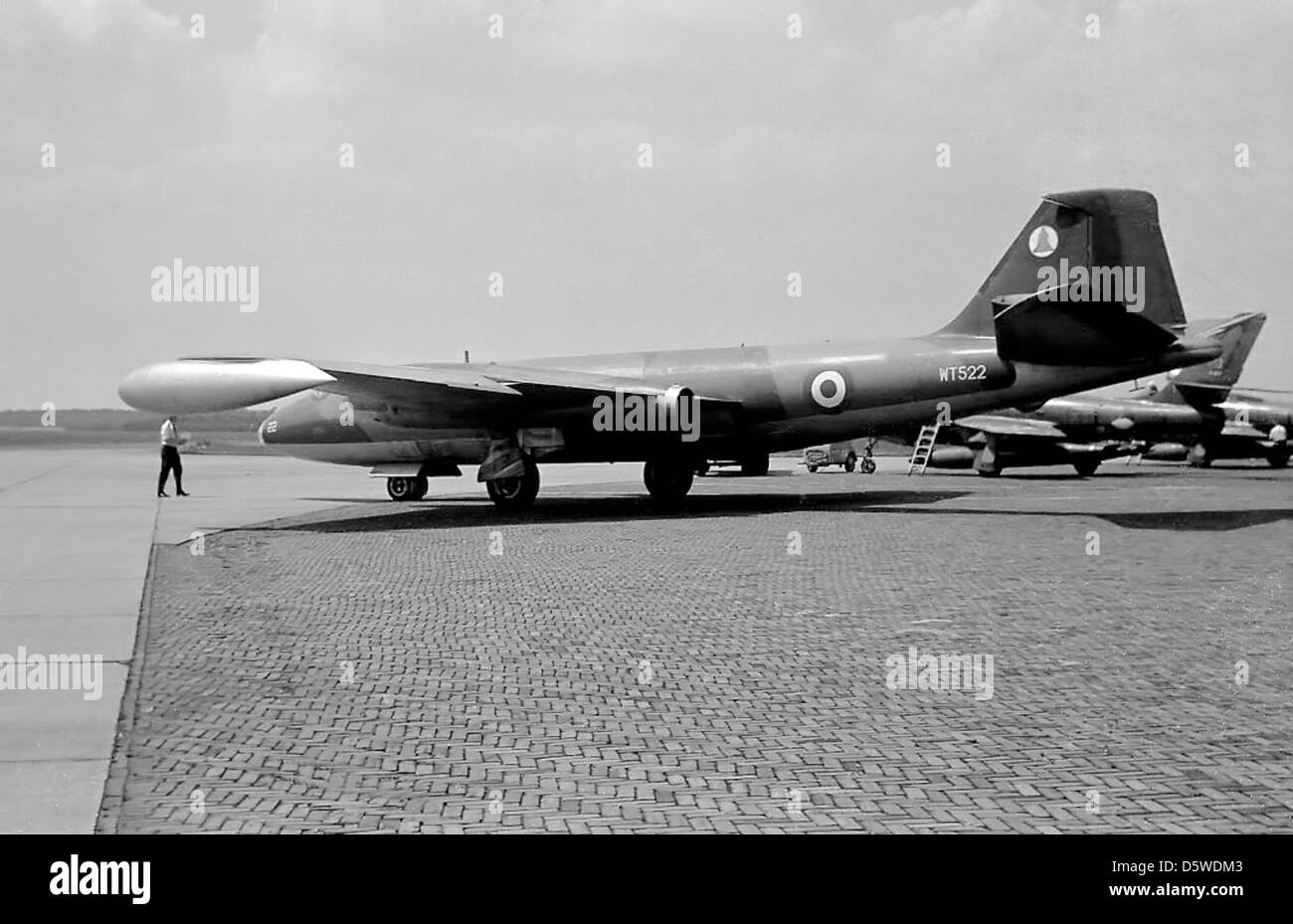 English electric canberra pr7 hi-res stock photography and images - Alamy