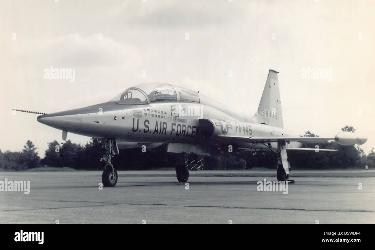 Northrop f 5 freedom fighter hi-res stock photography and images - Alamy