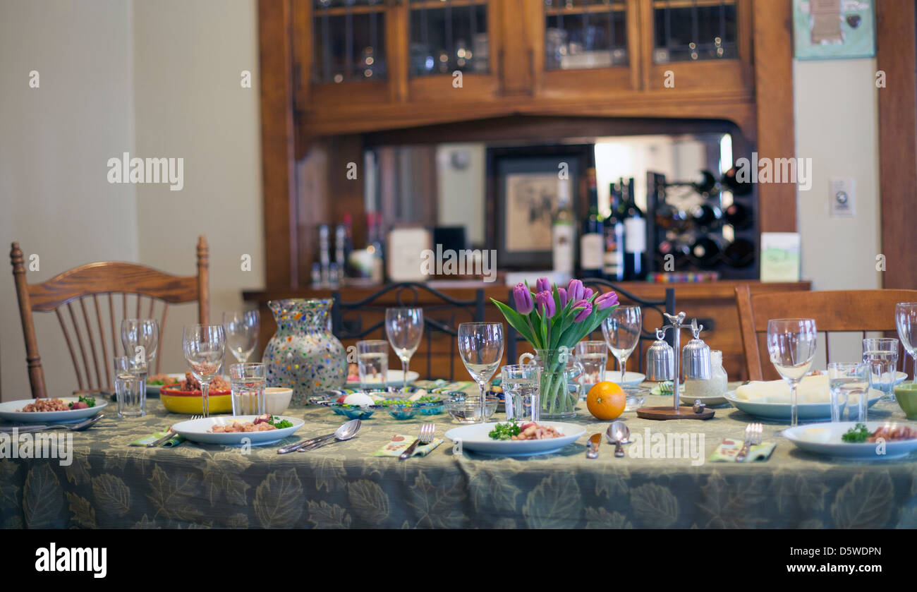 A Passover seder meal is ready for guests Stock Photo - Alamy