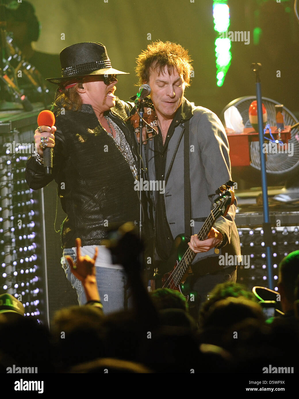 Tommy stinson axl hi-res stock photography and images - Alamy