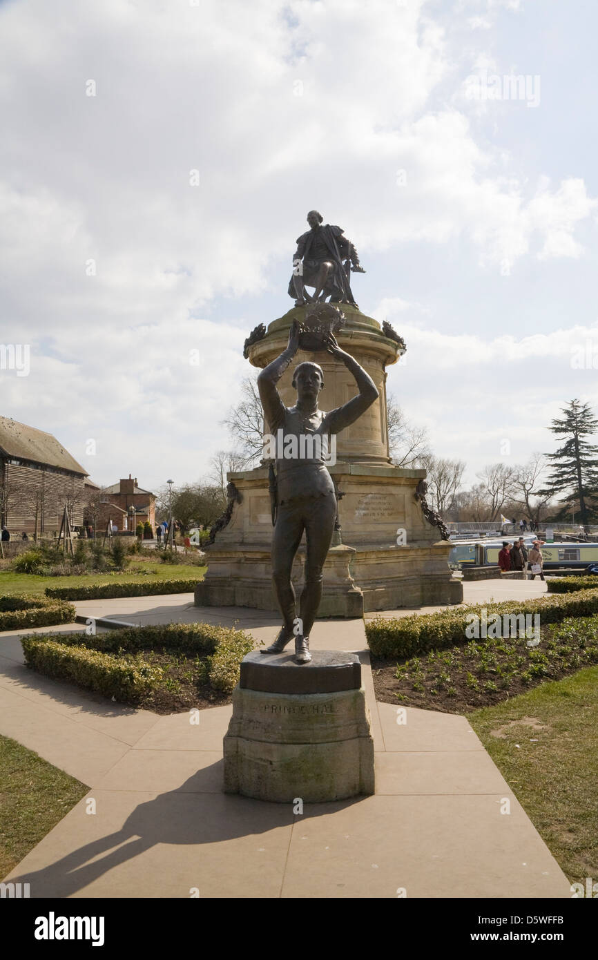 Stratford upon Avon Warwickshire England Statue of Prince Hal in front ...