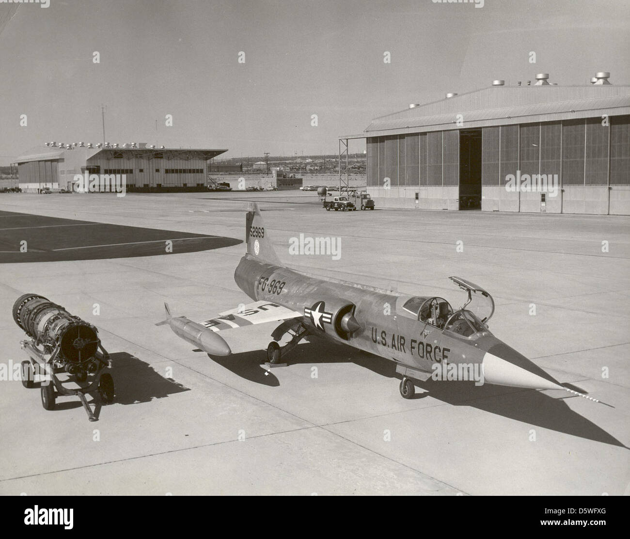 General electric j79 hi-res stock photography and images - Alamy