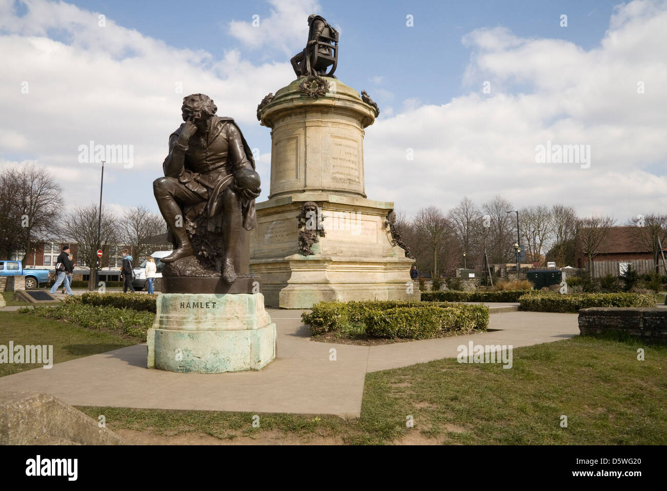 Hamlet Statue Bancroft Gardens Stratford High Resolution Stock ...