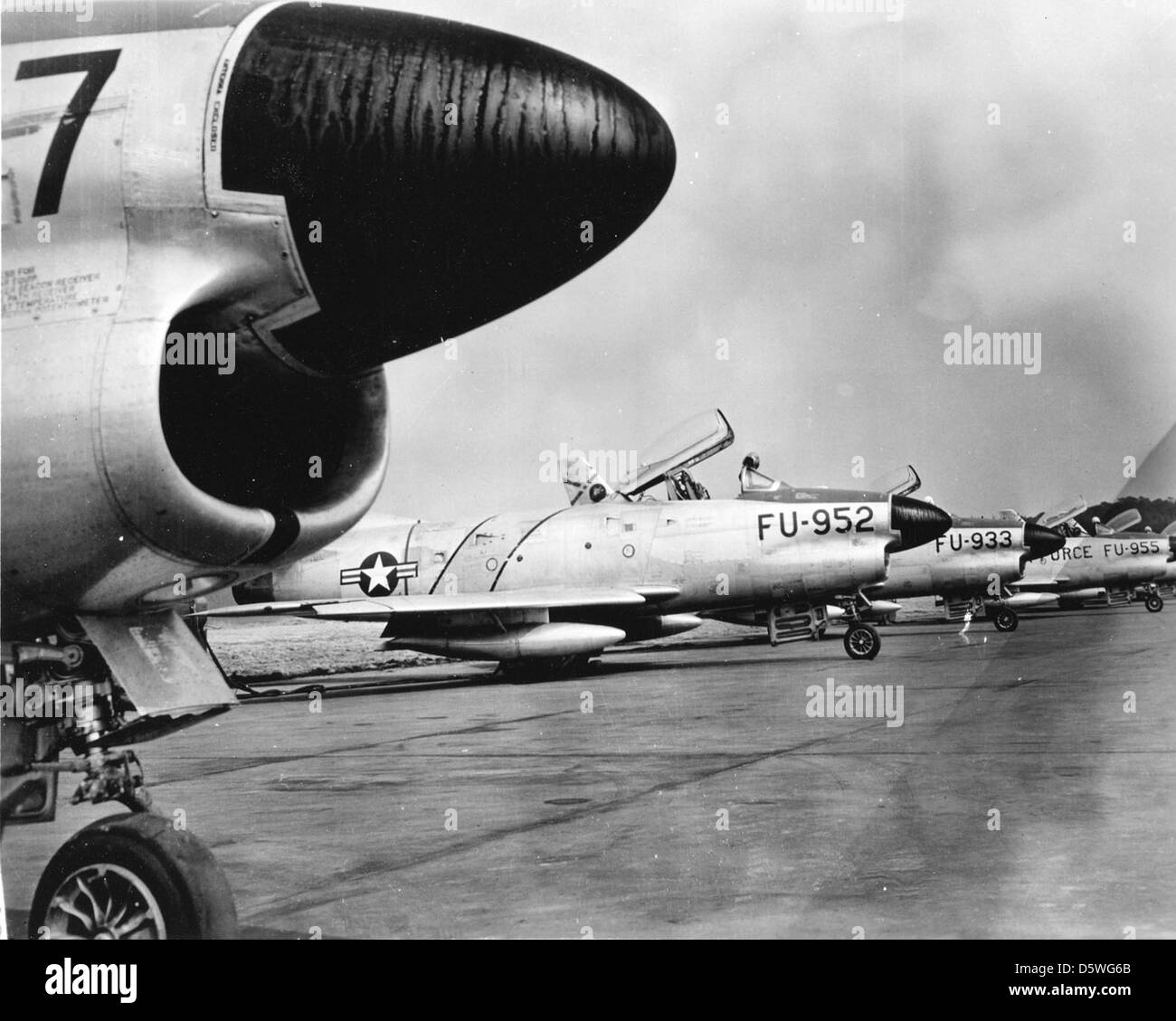 North american f 86d sabre hi-res stock photography and images - Alamy