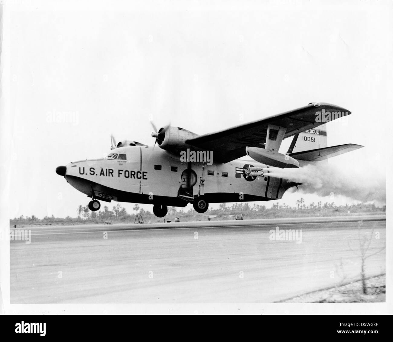 The Grumman SA-16A Albatross was a versatile amphibious transport and ...