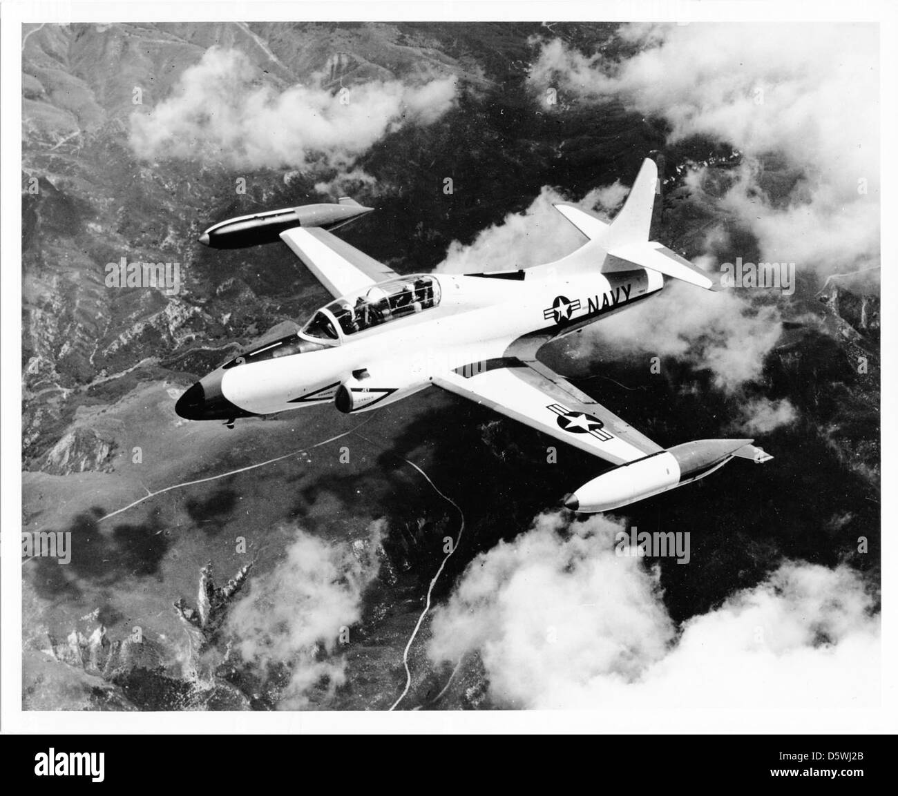 The Lockheed T2V-1 Sea Star was a U.S. Navy jet trainer used for ...