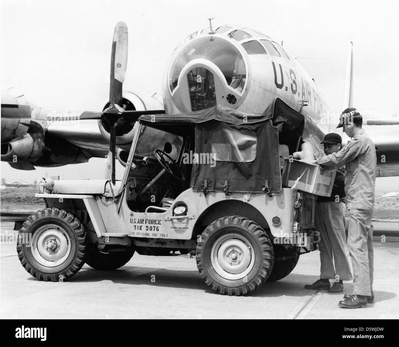 Boeing strategic reconnaissance Black and White Stock Photos & Images ...