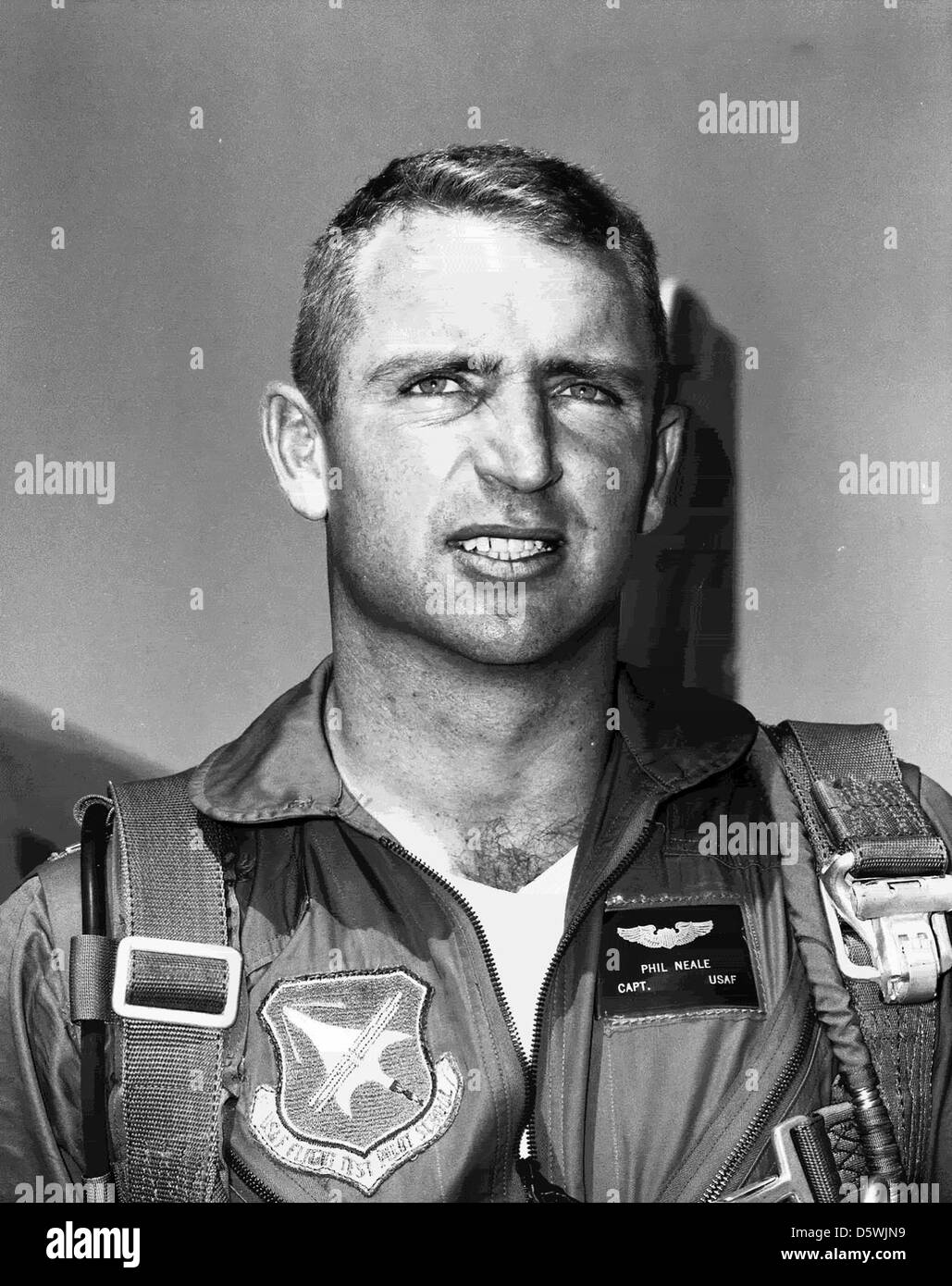 Test pilot school hi-res stock photography and images - Alamy