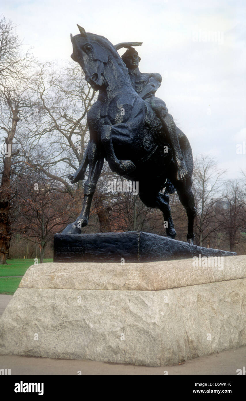 Bronze statue horse rider hi-res stock photography and images - Alamy