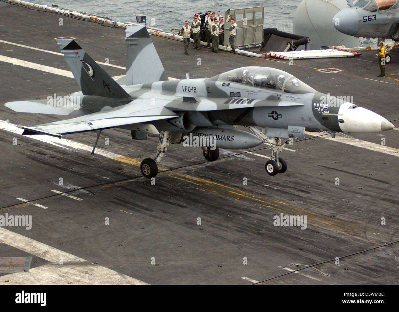Boeing McDonnell Douglas F/A-18D "Hornet Stock Photo - Alamy