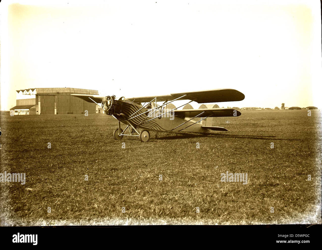 Albessard Triavion powered by a 95hp Salmson engine Stock Photo - Alamy