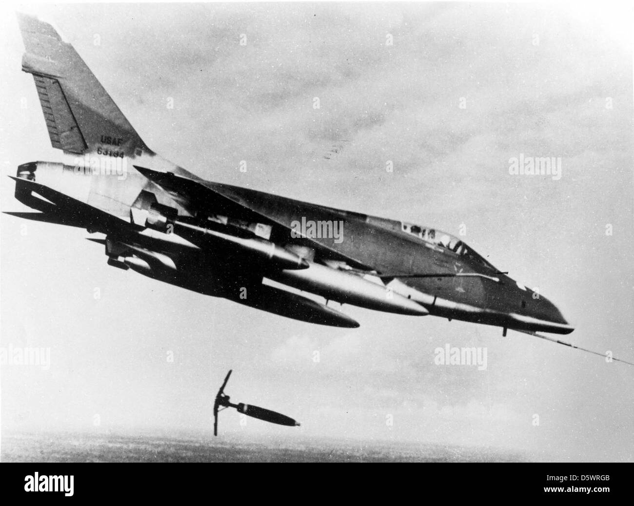 F 100d super sabre aircraft hi-res stock photography and images - Alamy