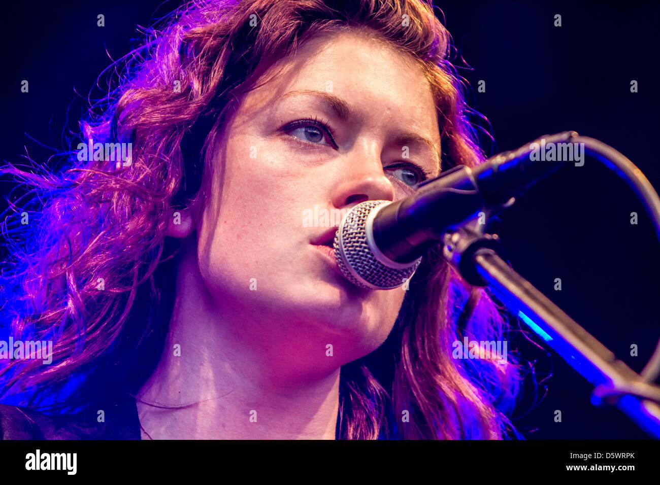 Vigevano, Italy. 11 July 2012 - The Thurlow sisters alias 2:54 ...