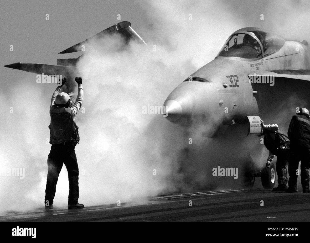 Five aircraft in air Black and White Stock Photos & Images - Alamy