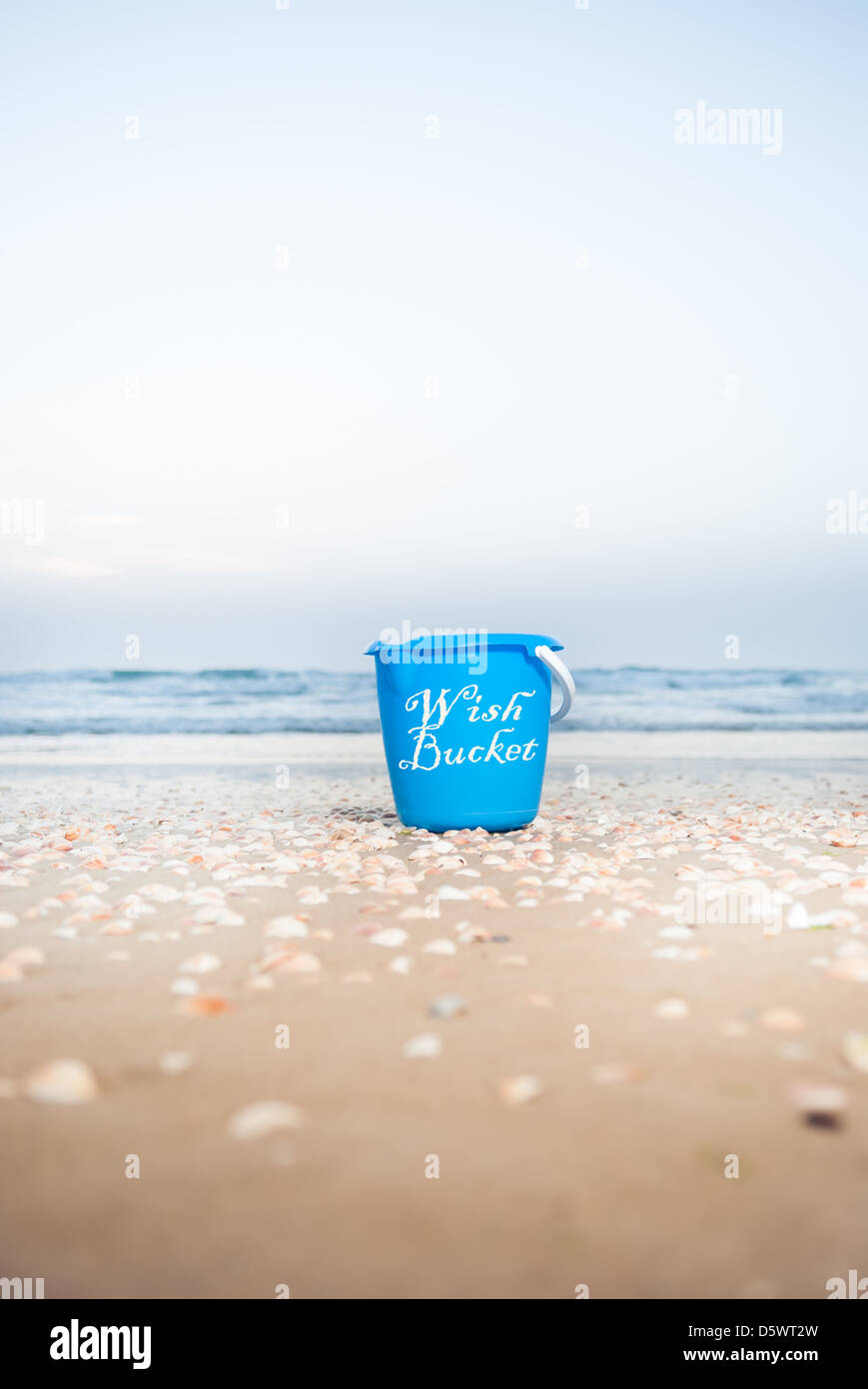 Standing on bucket hi-res stock photography and images - Alamy